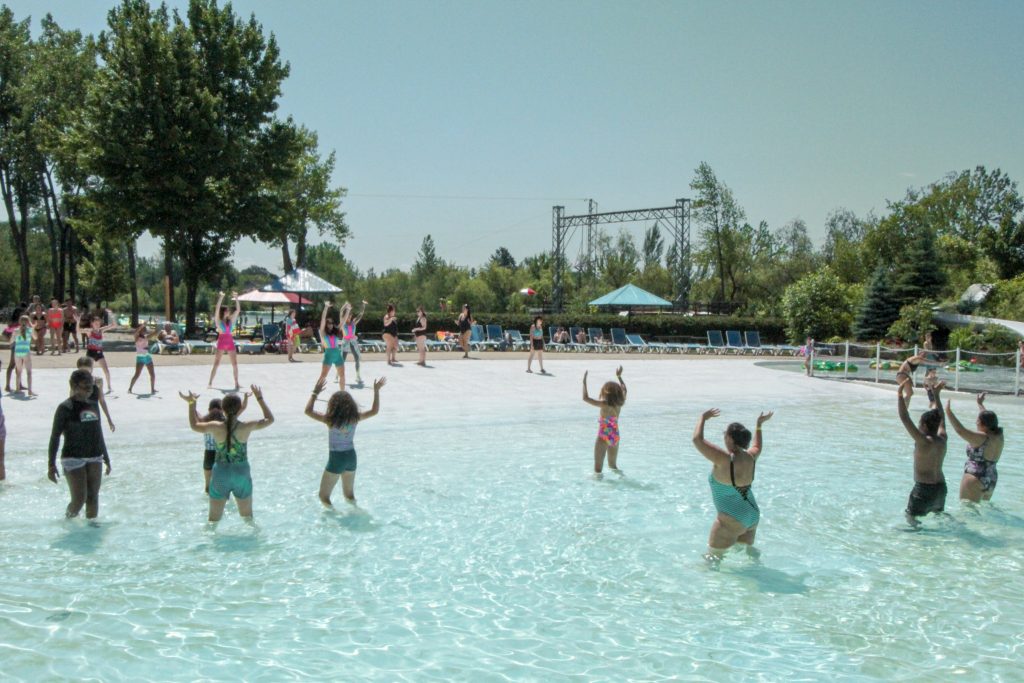 Discover the Wave Pool | Super Aqua Club