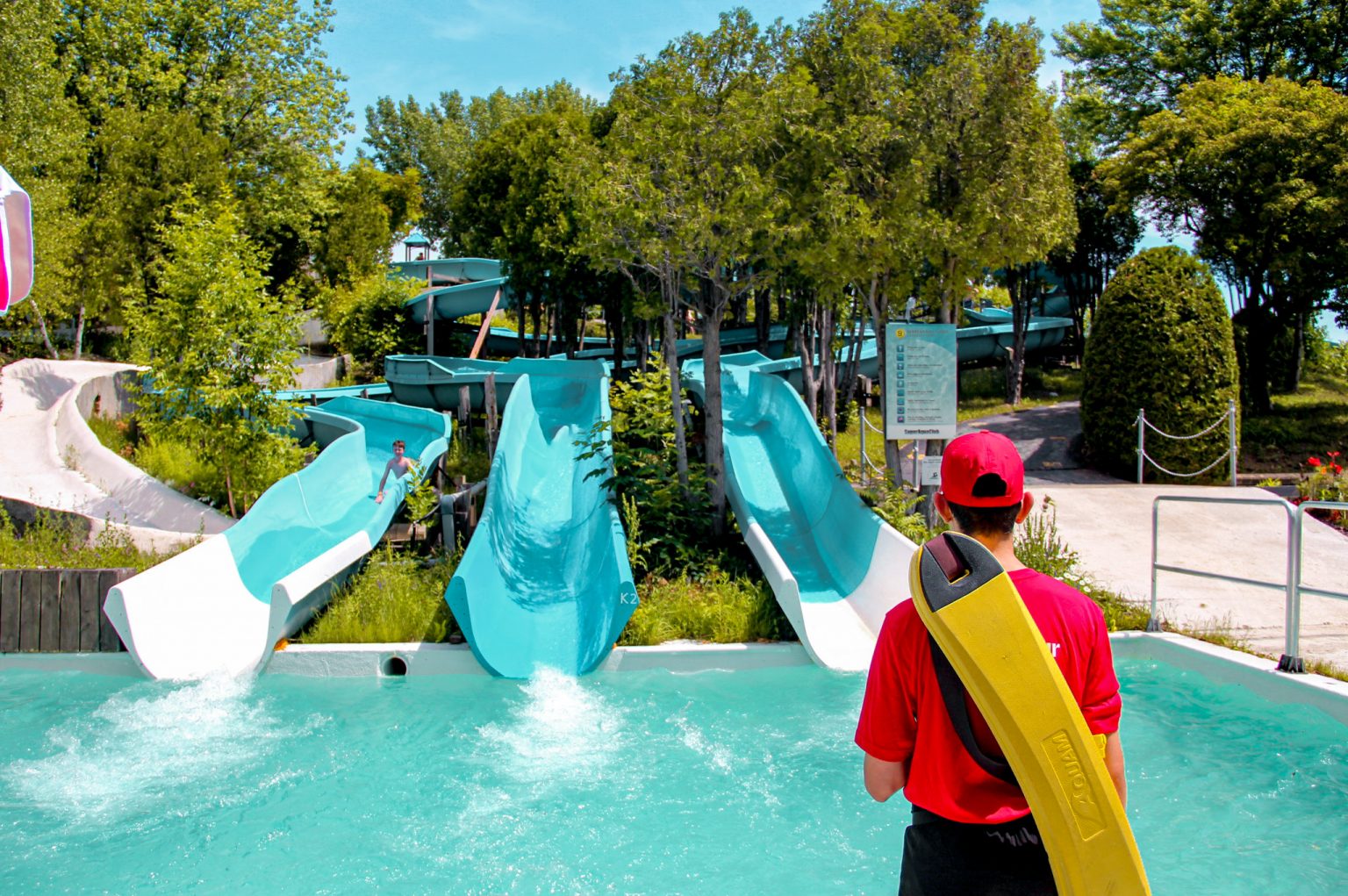 Parc aquatique avec 45 attractions et glissades d'eau
